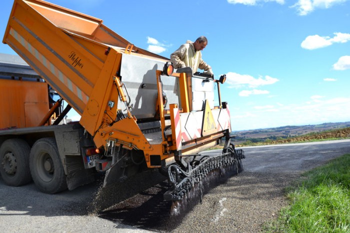 goudronneuse-2 - CCSavès32